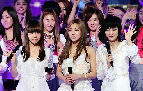 120307 ผู้ชนะในรายการ 'Music On Top' ได้แก่....Miss A!! - Kpop ข่าว ...