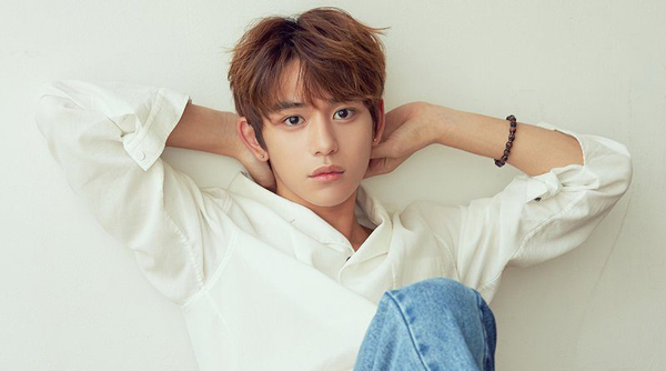 เผยภาพในวัยเด็กก่อนเดบิวต์ของหนุ่ม Lucas สมาชิกใหม่ S.M.ROOKIES ...