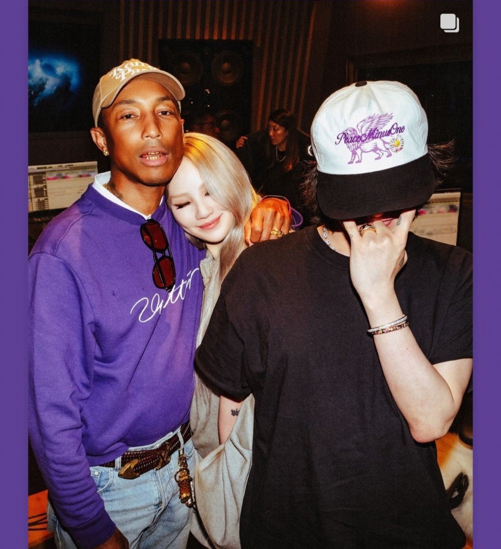G-Dragon, CL และ Jennie ถ่ายภาพร่วมกับ Pharrell Williams ทำให้เกิดข่าวลือคอลแลป - Kpop ข่าว ...